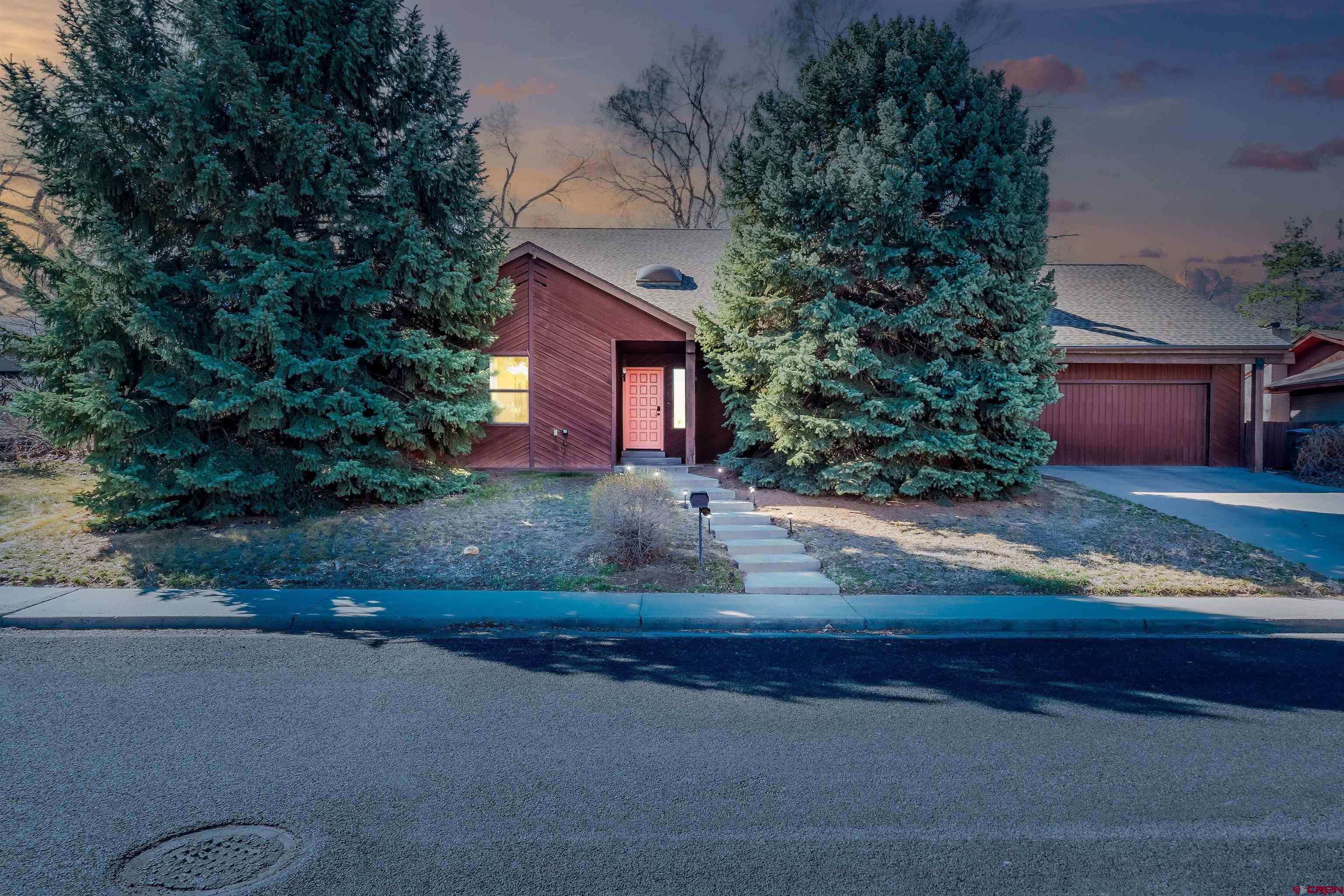 1017 Lakeside Court Grand Junction CO 81506 | Active