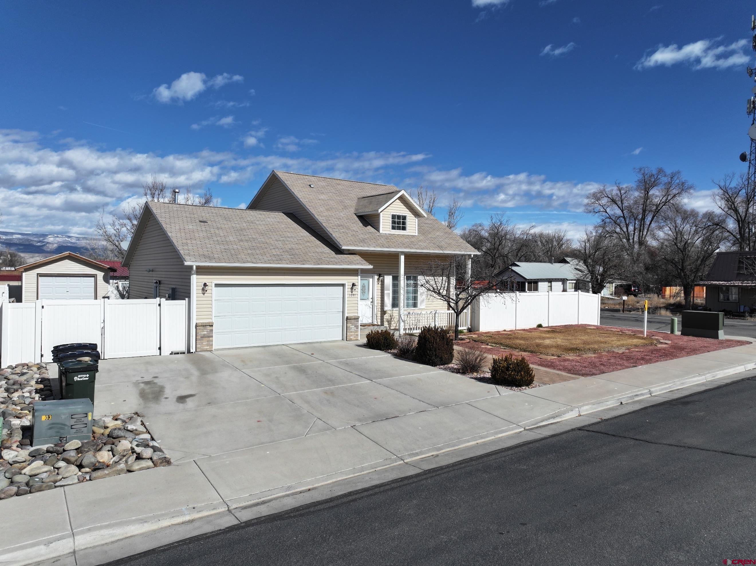 Delta - Real Estate for Sale